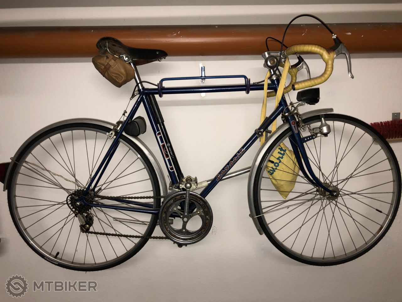 Predam Bicykel Favorit Made in Czechoslovakia - Cestné bicykle ...