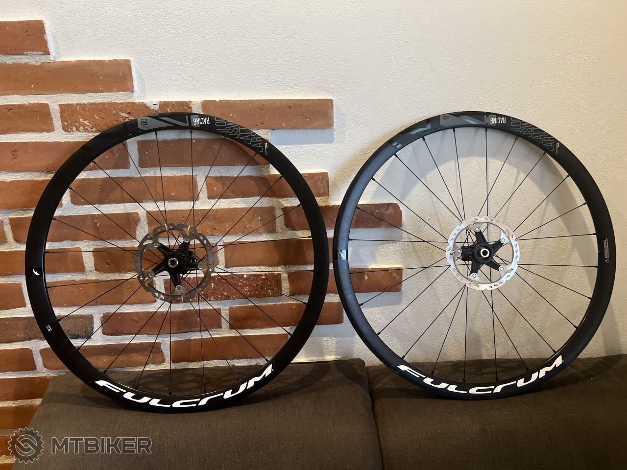 Fulcrum Racing 400 Db - Kolesá na cestný bicykel - MTBIKER bazár