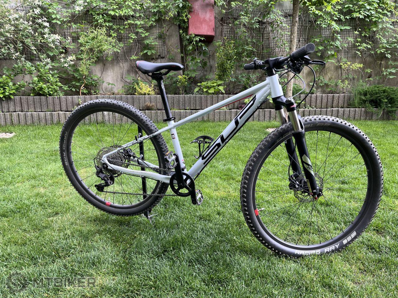 Rock Machine Thunder 27,5 VB_cerveny - Detské bicykle 27.5 palcové ...