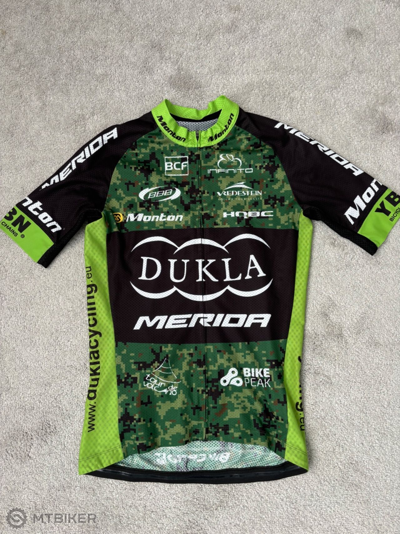 Predam batoh Evoc FR Lite Team 10L - Cyklistické dresy s krátkym ...