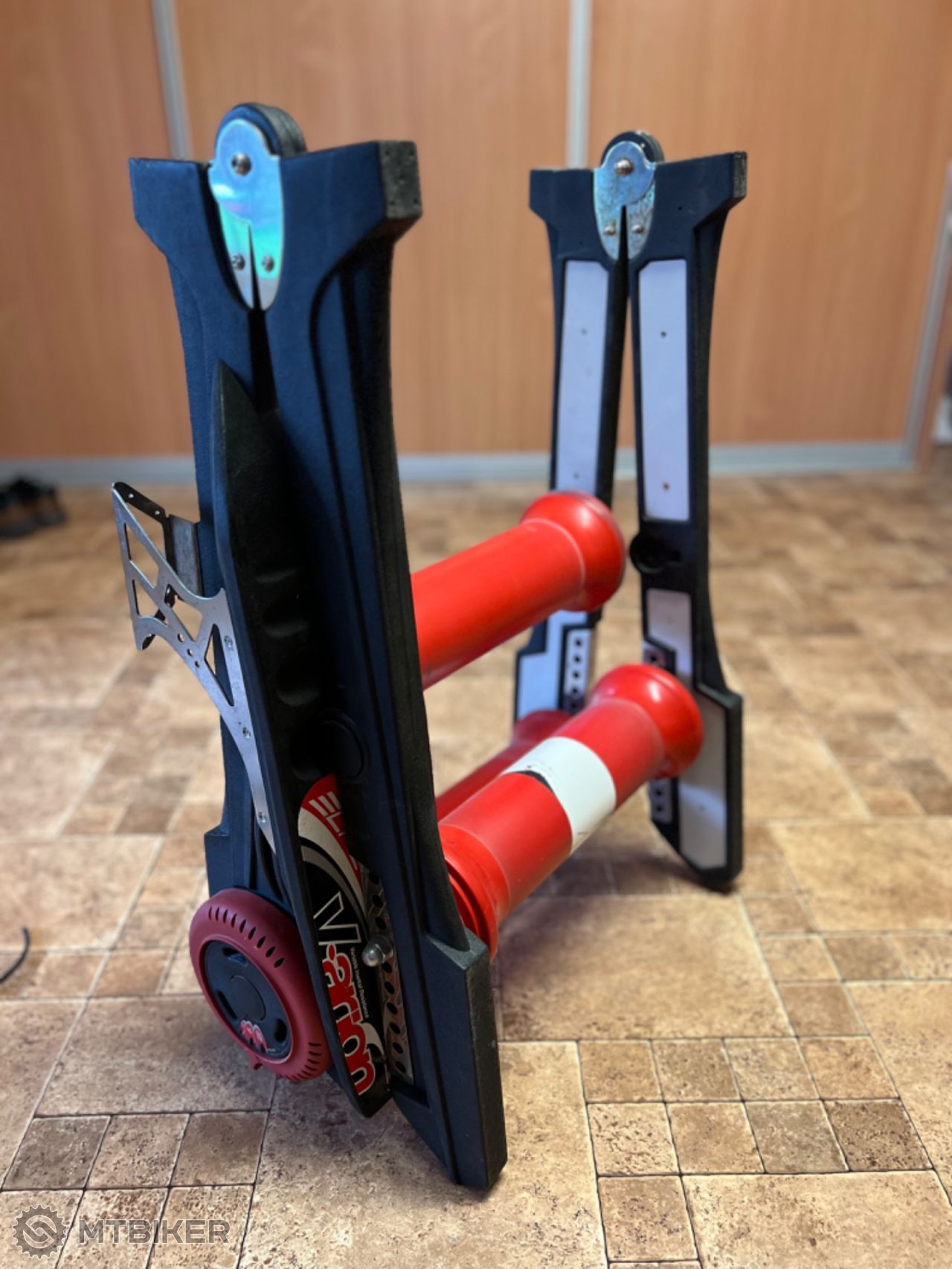 Wahoo Kickr V6 - neodbaleny - Cyklistické trenažéry a valce - MTBIKER bazár