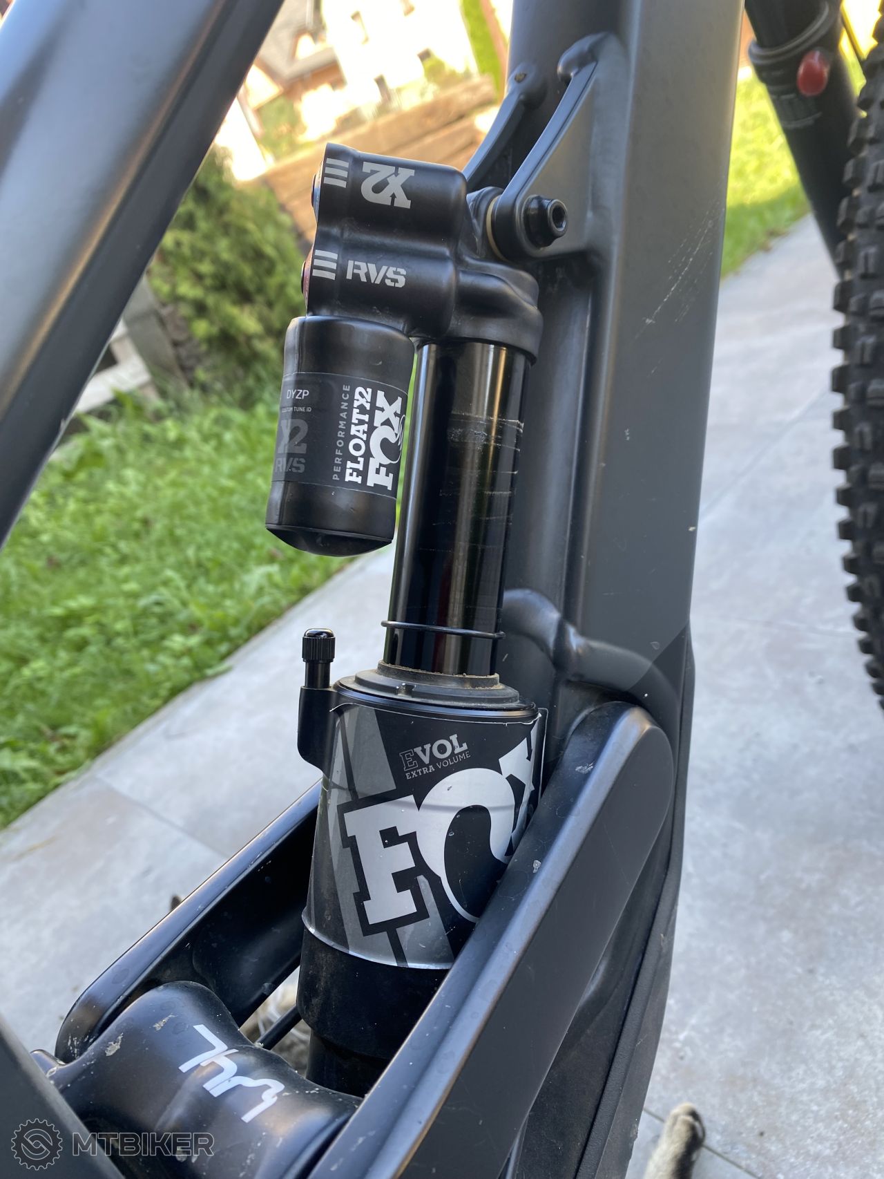 Predam fox float X2 performance 267x89 - Tlmiče na bicykel - MTBIKER bazár