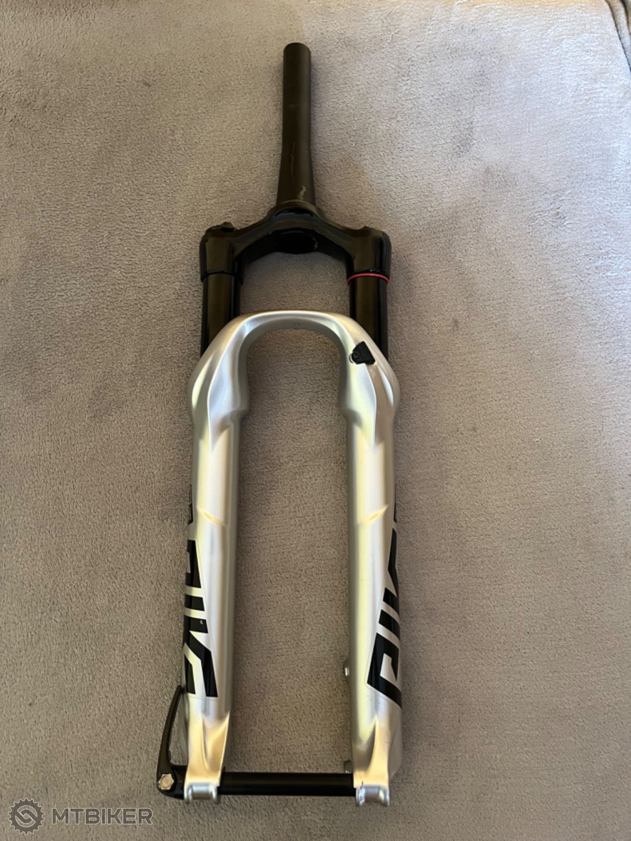 Fox Van 36 RC2 - Odpružené vidlice na 26" kolesá - MTBIKER bazár