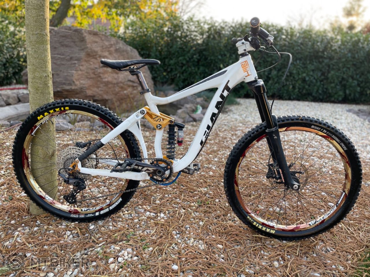 Giant faith 1 freeride bike veľkosť S - Horské celoodpružené bicykle ...