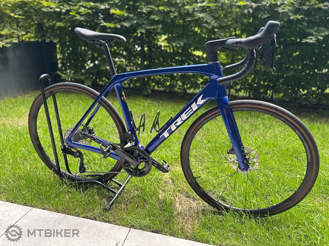 Trek Domane SL6 Gen4 Hex Blue - Cestné bicykle - MTBIKER bazár