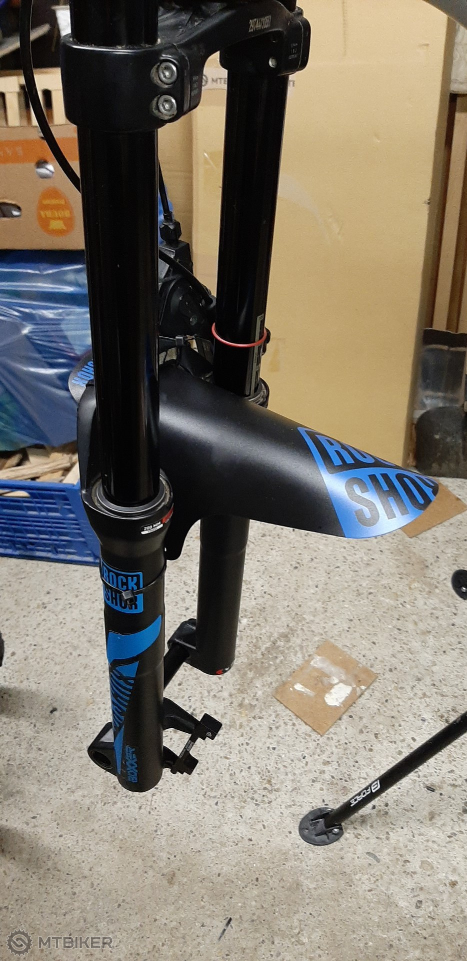 Rockshox Boxxer Rc 2015 26 - Vidlice 26" - MTBIKER bazár